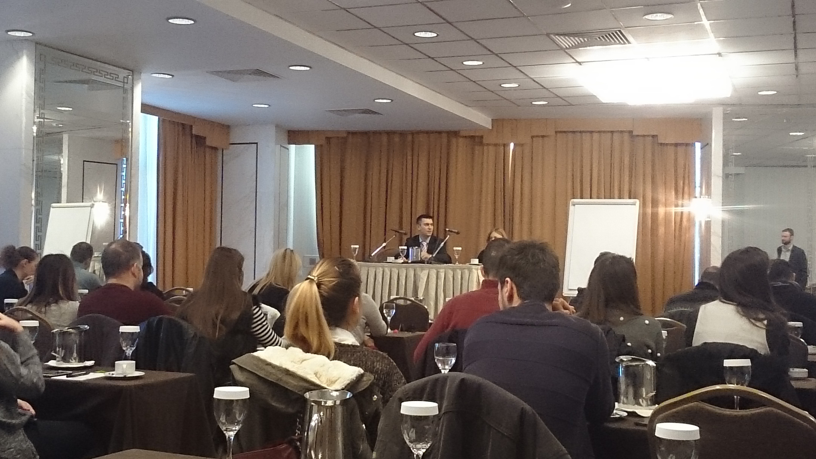 Η ΦΡΟΝΤΙΣΤΗΡΙΑΚΗ ΕΚΠΑΙΔΕΥΣΗ ΣΗΜΕΡΑ: Αναγκαιότητα ή πολυτέλεια ...